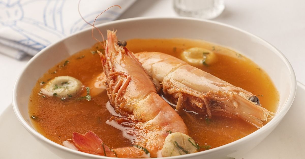 Reteta Supă de homar cu cremă și cognac - Retete.md